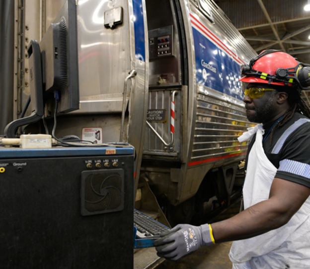 ‘Historic’ Agreement Brings IBEW’s Amtrak Employees ‘Improved’ Wages ...